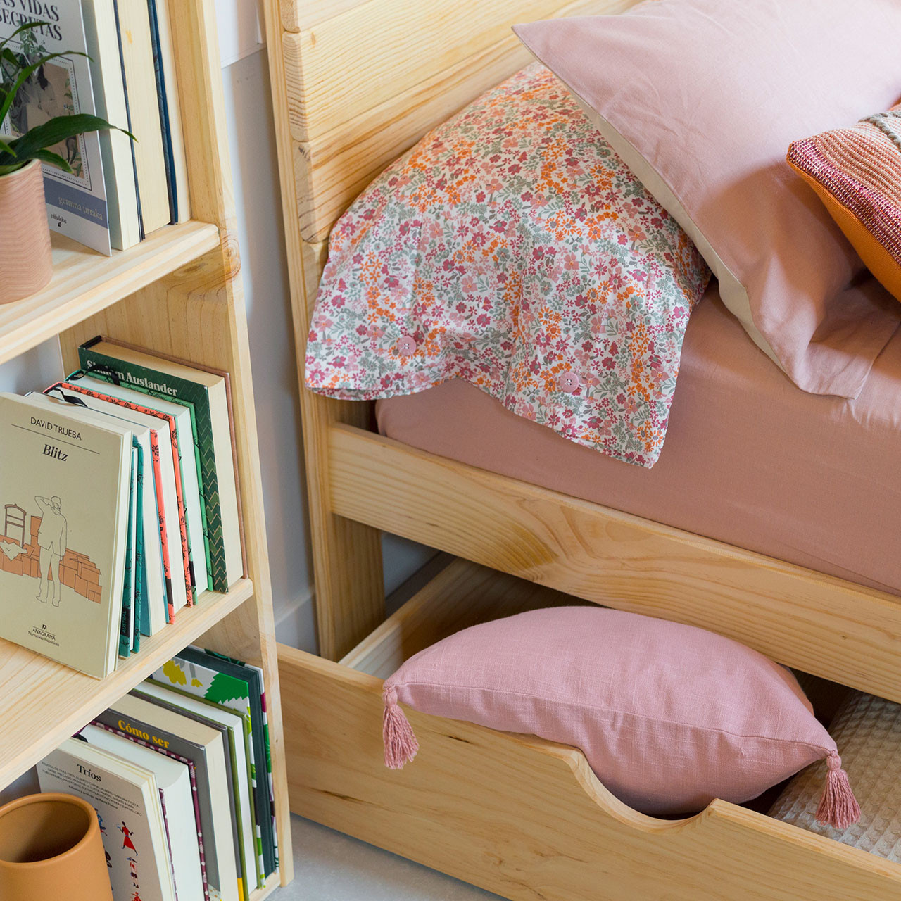 TESTA CAMA 150 COM GAVETAS DE ARRUMAÇÃO